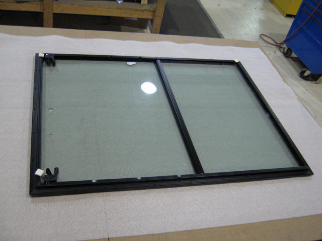 Tractor Cabs and Cab Enclosures - 604-1333A CS/NH TLB RR SLDR Sims Cab ...